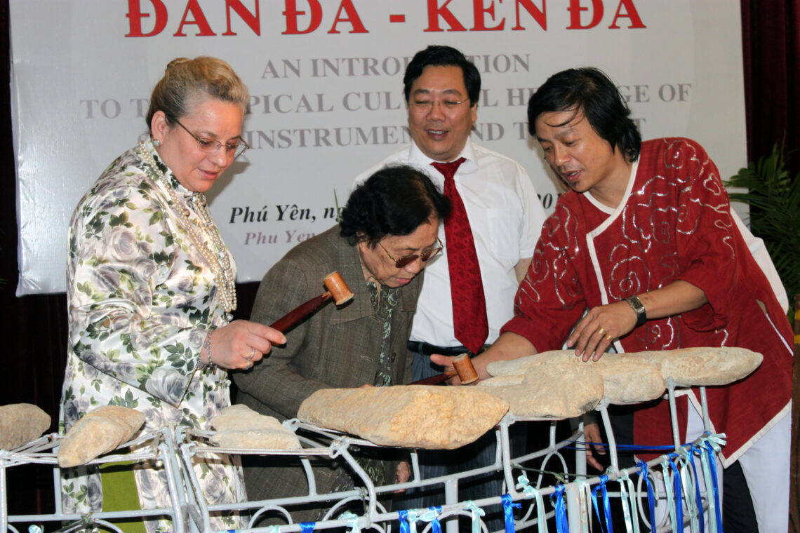 Đàn đá - Du lịch Phú Yên